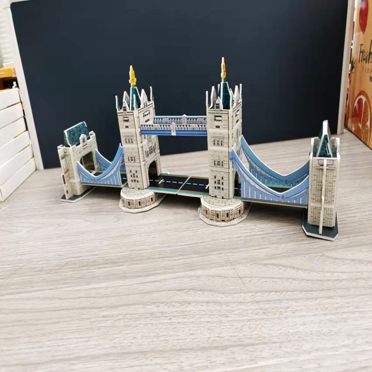 London tower bridge paper simulation 3d puzzle - Puzzle Suppliers ...