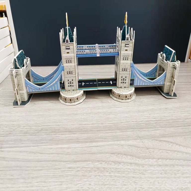 London tower bridge paper simulation 3d puzzle - Puzzle Suppliers ...